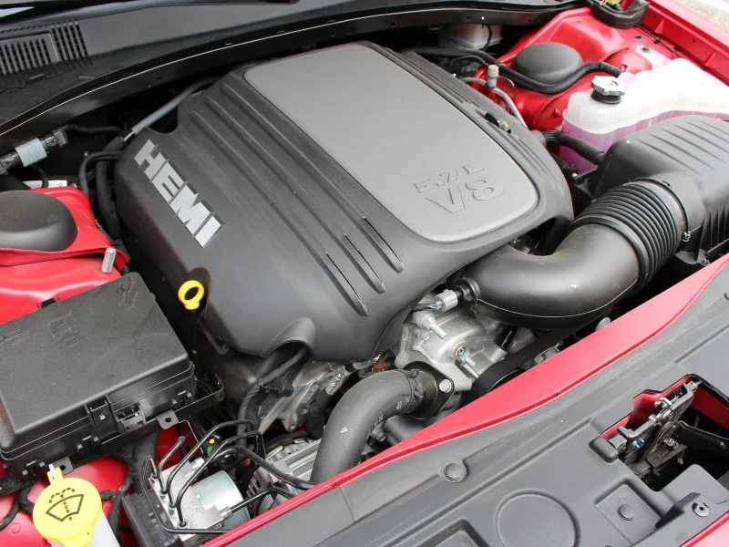 Top 5 Reasons to Invest in a Secondhand Chrysler 300 Engine